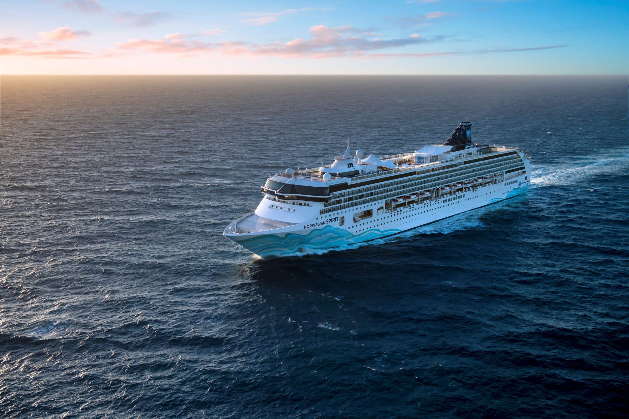 Norwegian Spirit | Whitestar